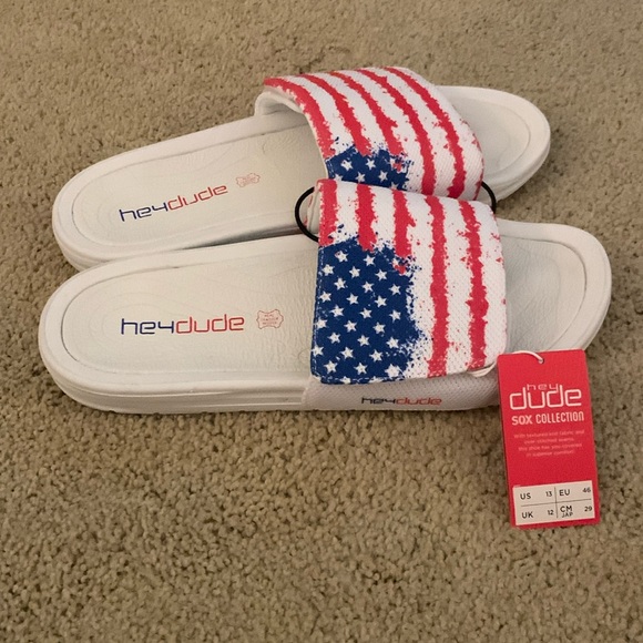 Hey Dude | Shoes | Hey Dude Mens Nwt Sz 3 Phoenix American Flag Slides ...
